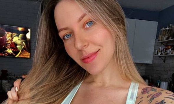 Anna Kochanius: Bio, Age, Family, Dating, Net Worth, and Fun Facts - Net Worth Boss